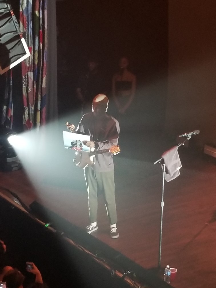 Daniel Caesar: WOW’s his crowd! – WELCOME TO: NAKIA'S KEY TO THE STARS